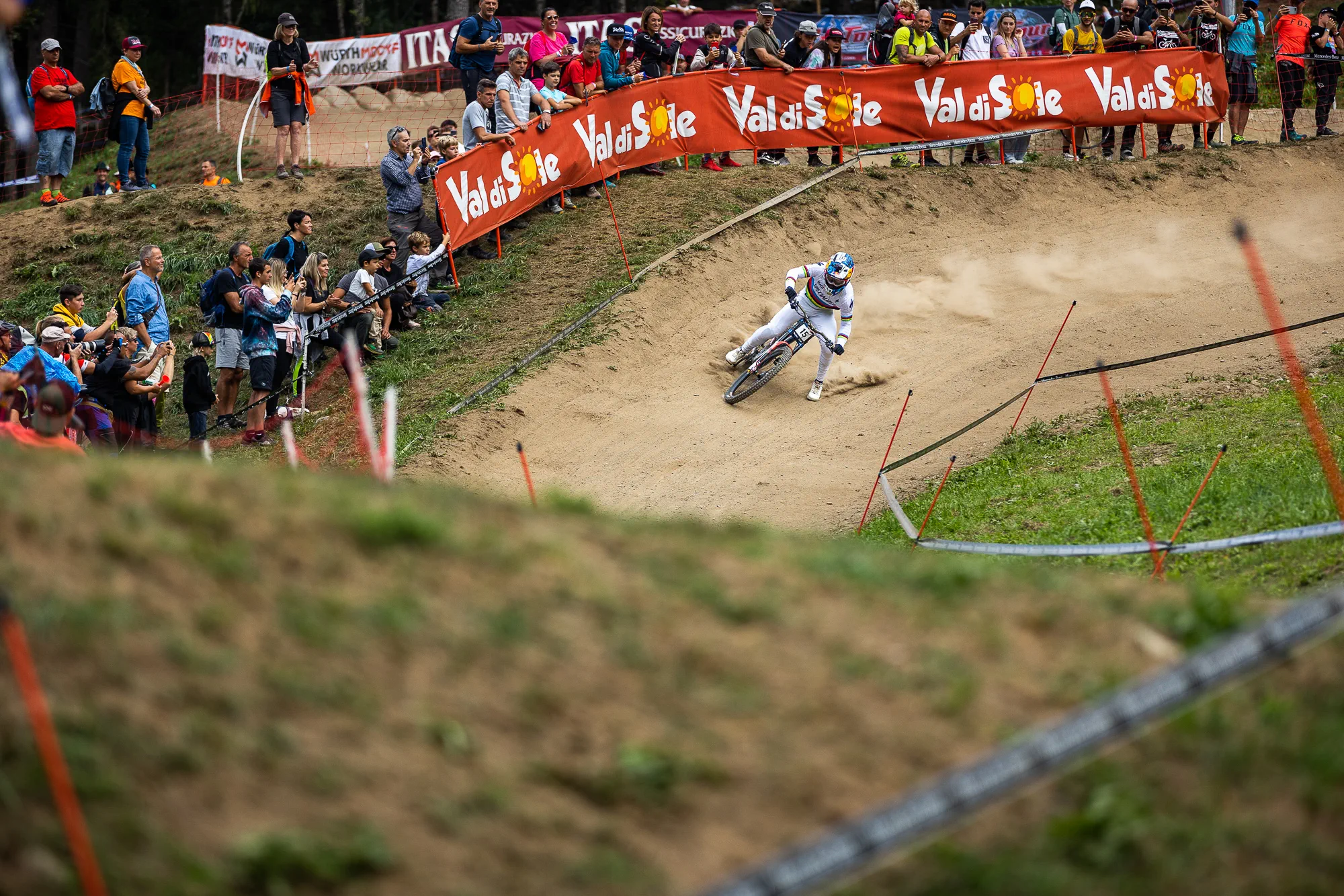 Flow Sports Distribution - Flow Sports Distribution